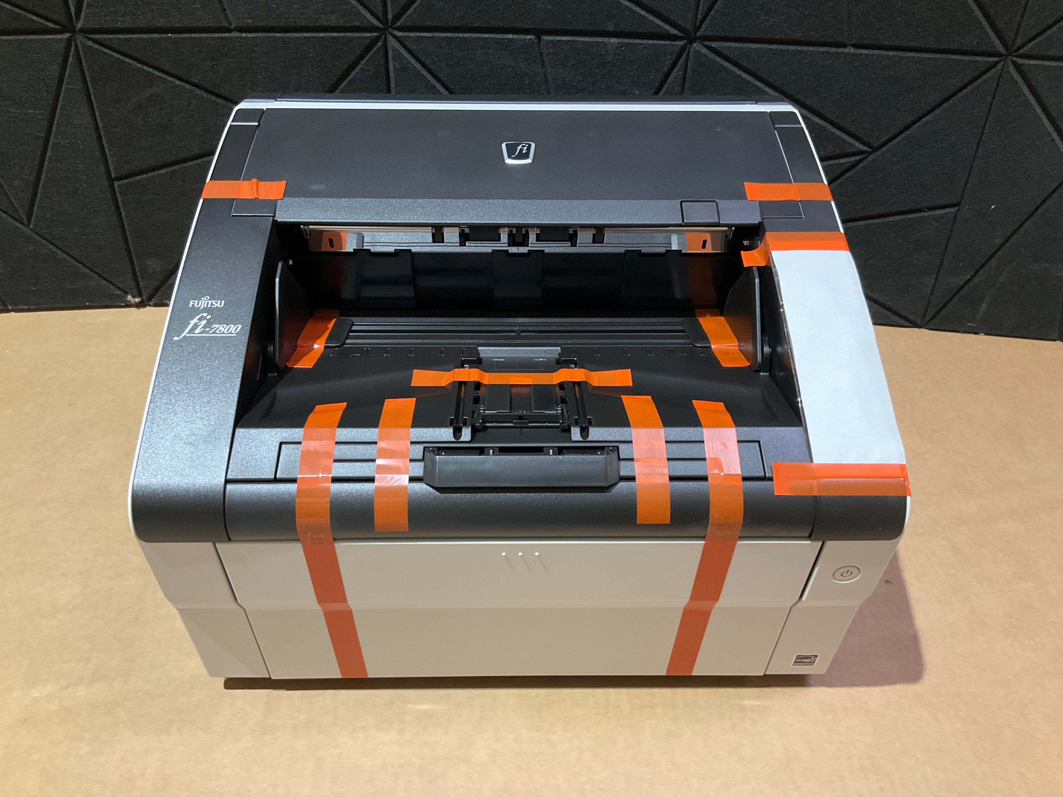 Fujitsu FI-7800 Duplex USB2 Scanner – Bstock