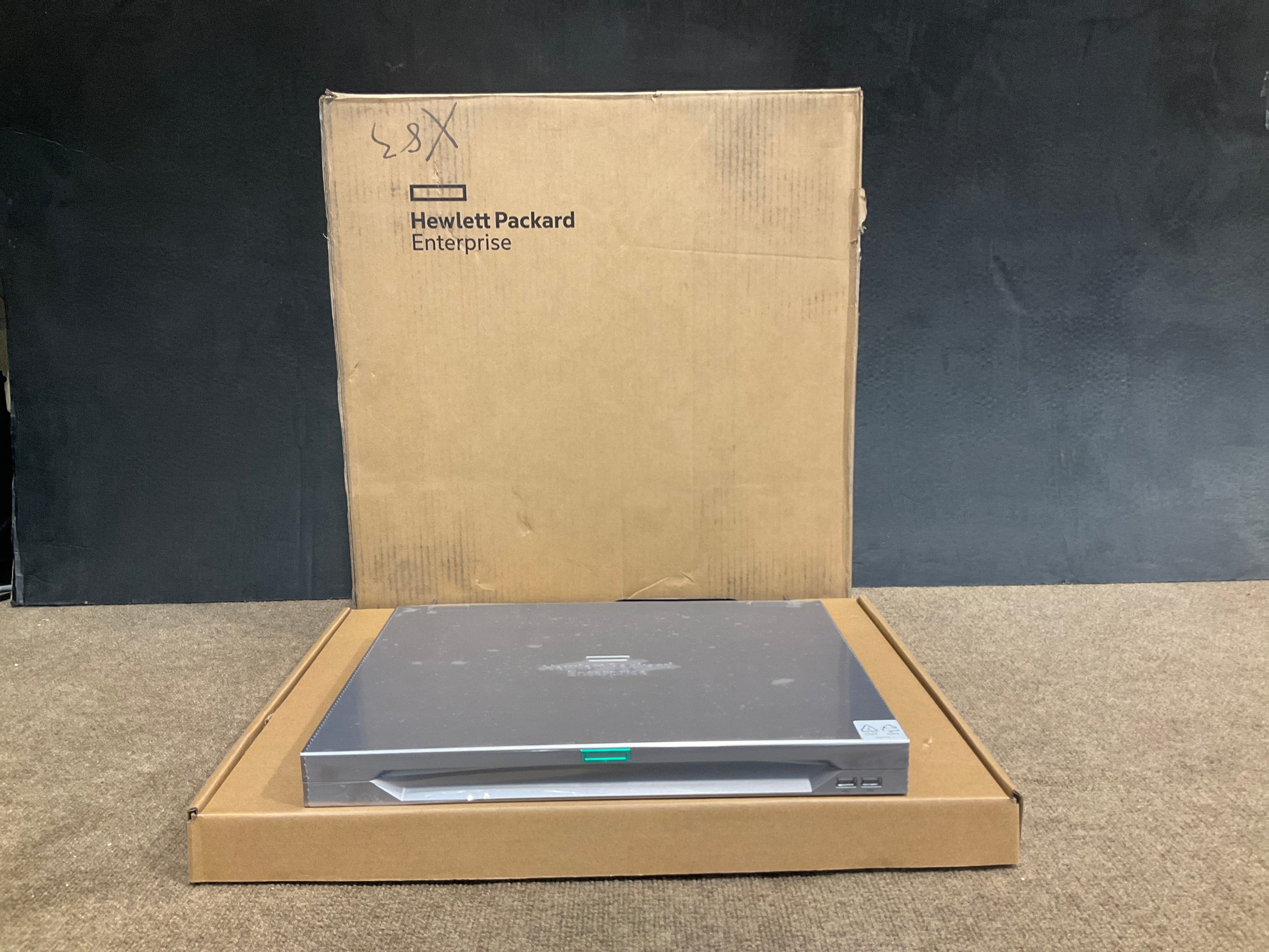 HPE KVM Console G2 Switch – Bstock